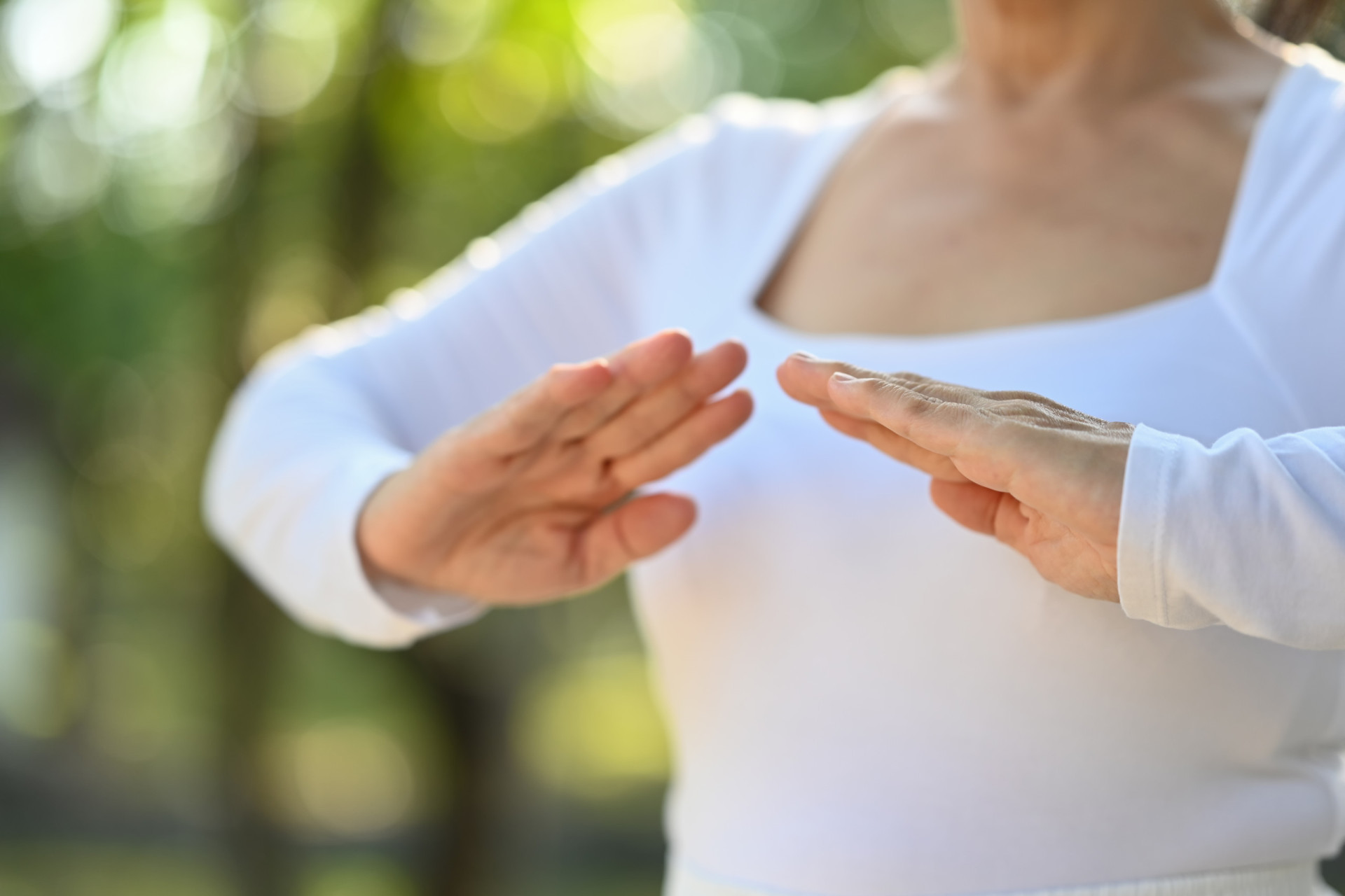Should you practice tai chi? The benefits, and how to start