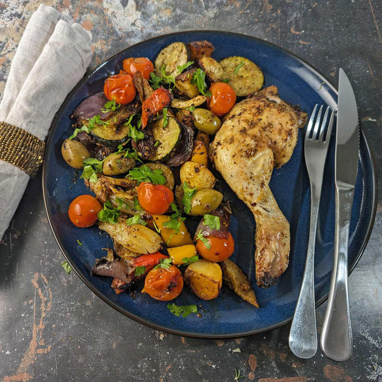 Mediterranean Chicken Tray Bake, Delectable and Saporous but Simple Recipe!