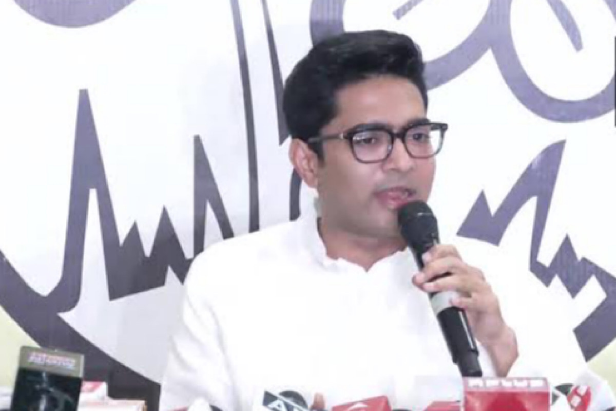 SC rejects TMC MP Abhishek Banerjee, his wife’s plea against ED summons SC rejects TMC MP Abhishek Banerjee, his wife’s plea against ED summons
