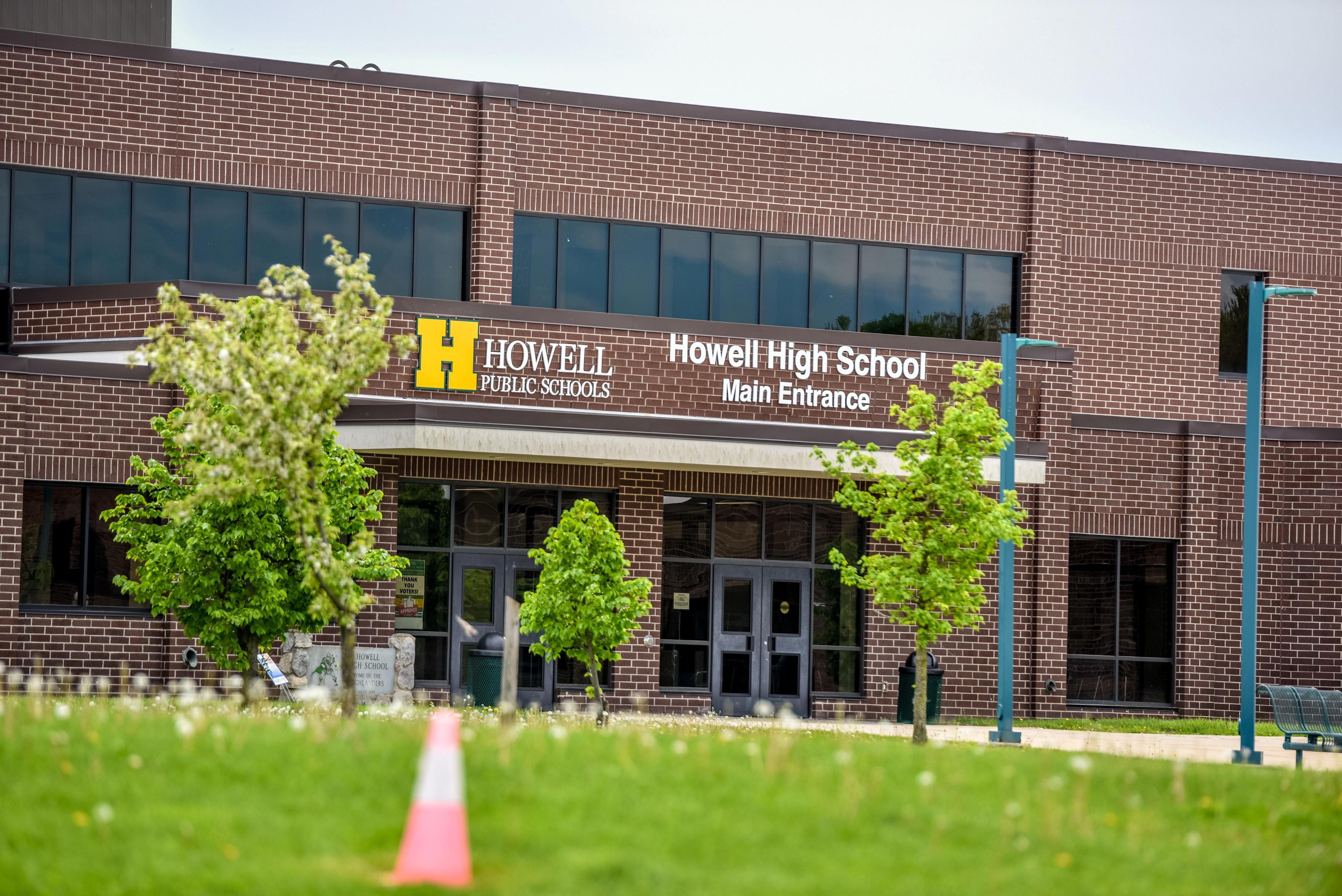 Zurek, Dault earn seats on HPS Board of Education, plus Fowlerville results