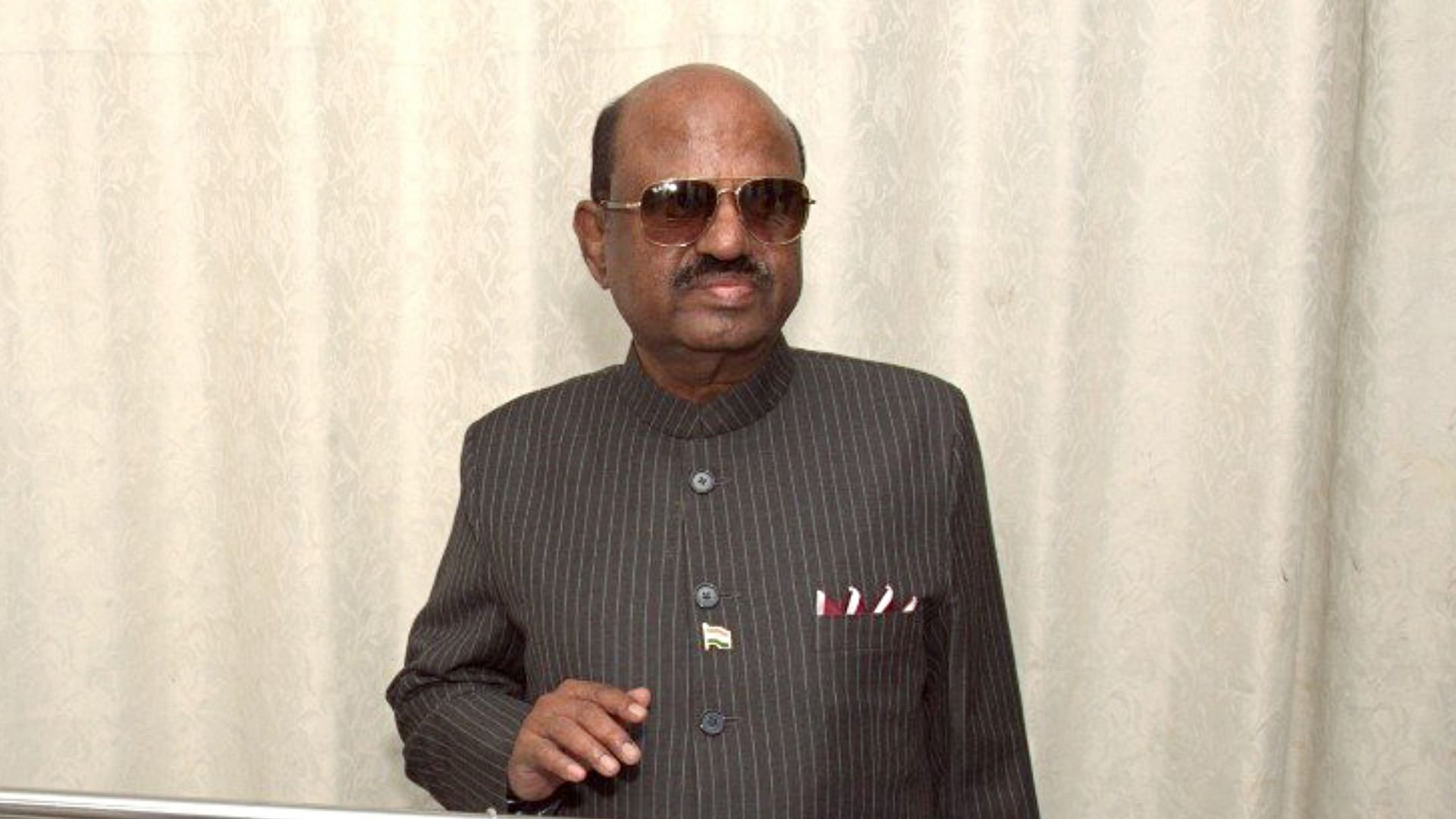 CV Anand Bose: सीवी आनंद बोस की तबीयत बिगड़ी, सीने में दर्द की शिकायत ...