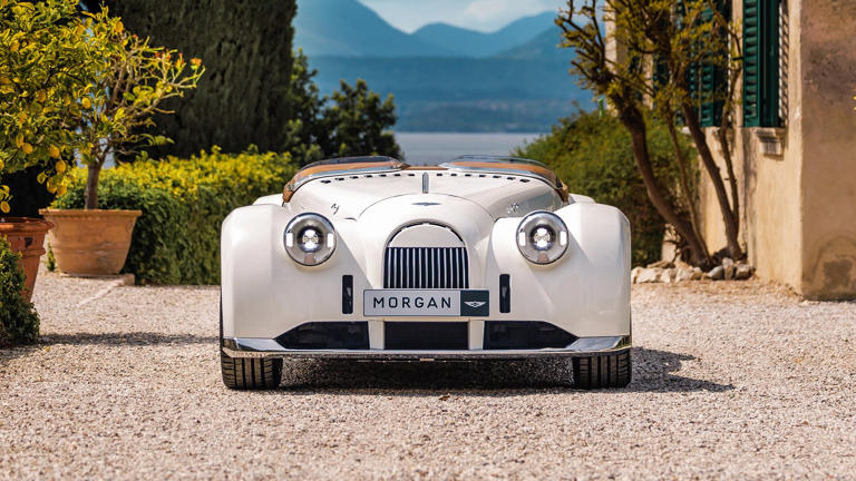 2024 Morgan Midsummer First Look: A Roadster Remix With an Italian Twist