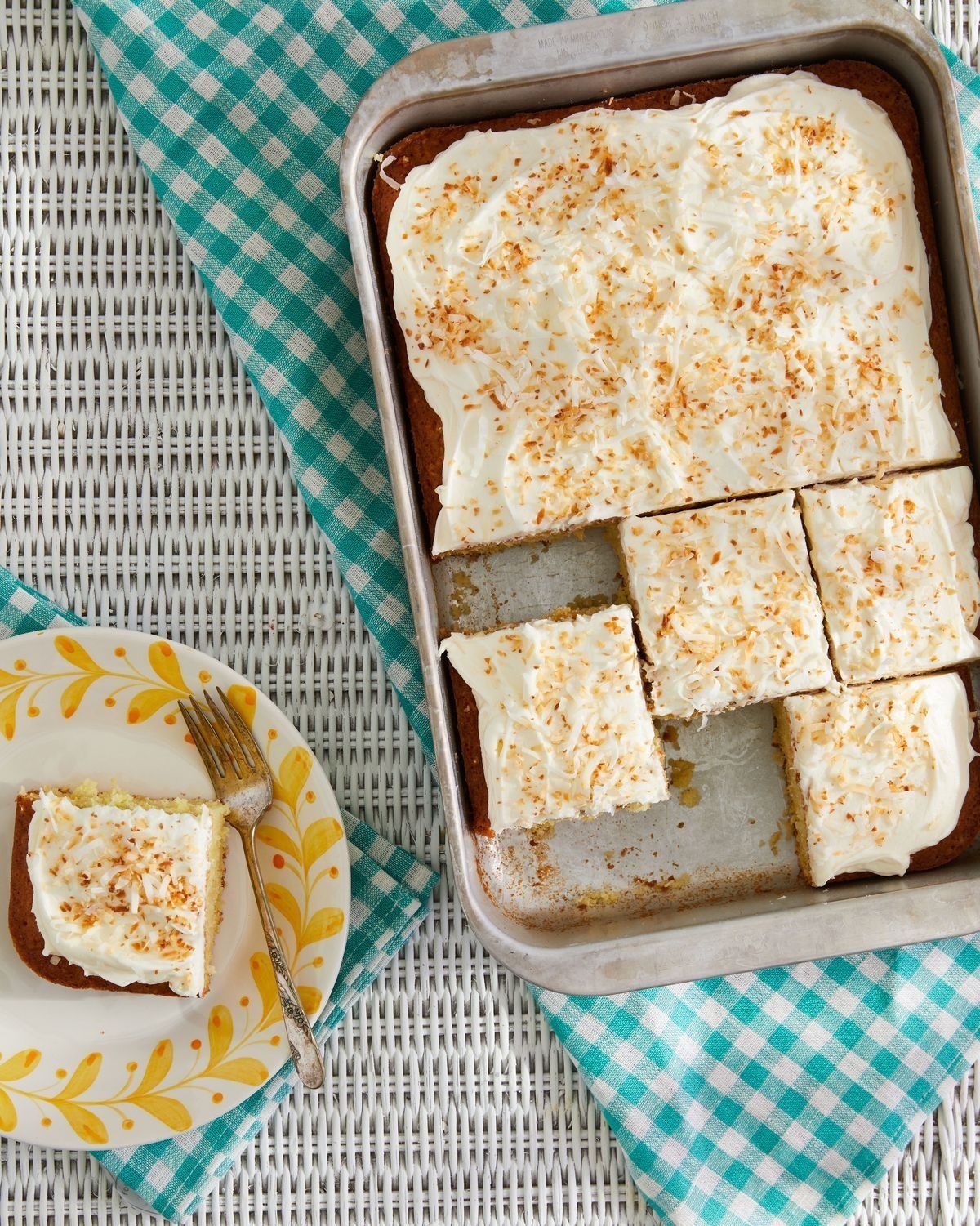 This Year, Give Dad a Father's Day Cake That's Tailor Made for Him