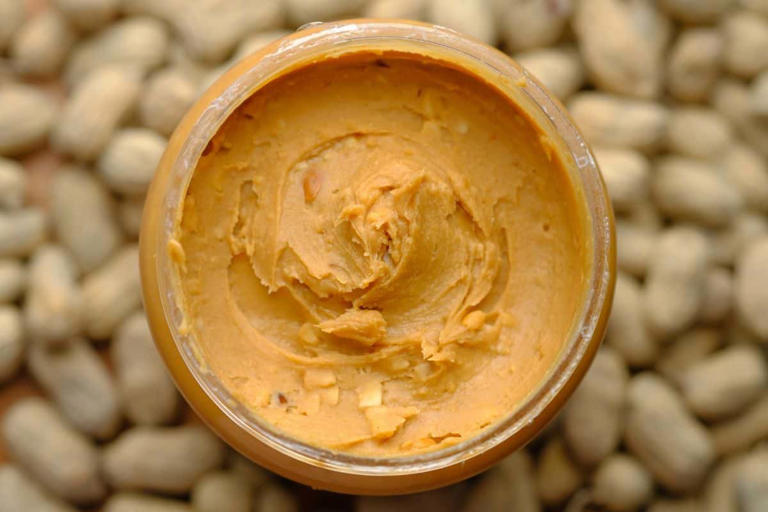 Sunflower Butter vs. Peanut Butter: Which One Is Better!