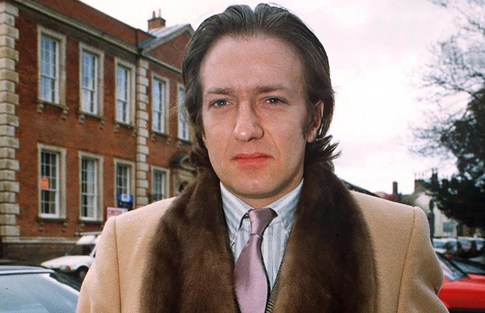 8 wealthy heirs who blew their inheritances