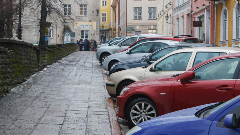 La DGT te explica lo que debes hacer cuando no vas a utilizar un coche ... La DGT te explica lo que debes hacer cuando no vas a utilizar un coche ...