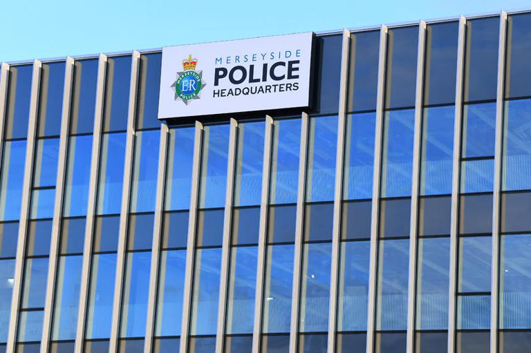 Police Officer Sacked After Incriminating Whatsapp Messages Found