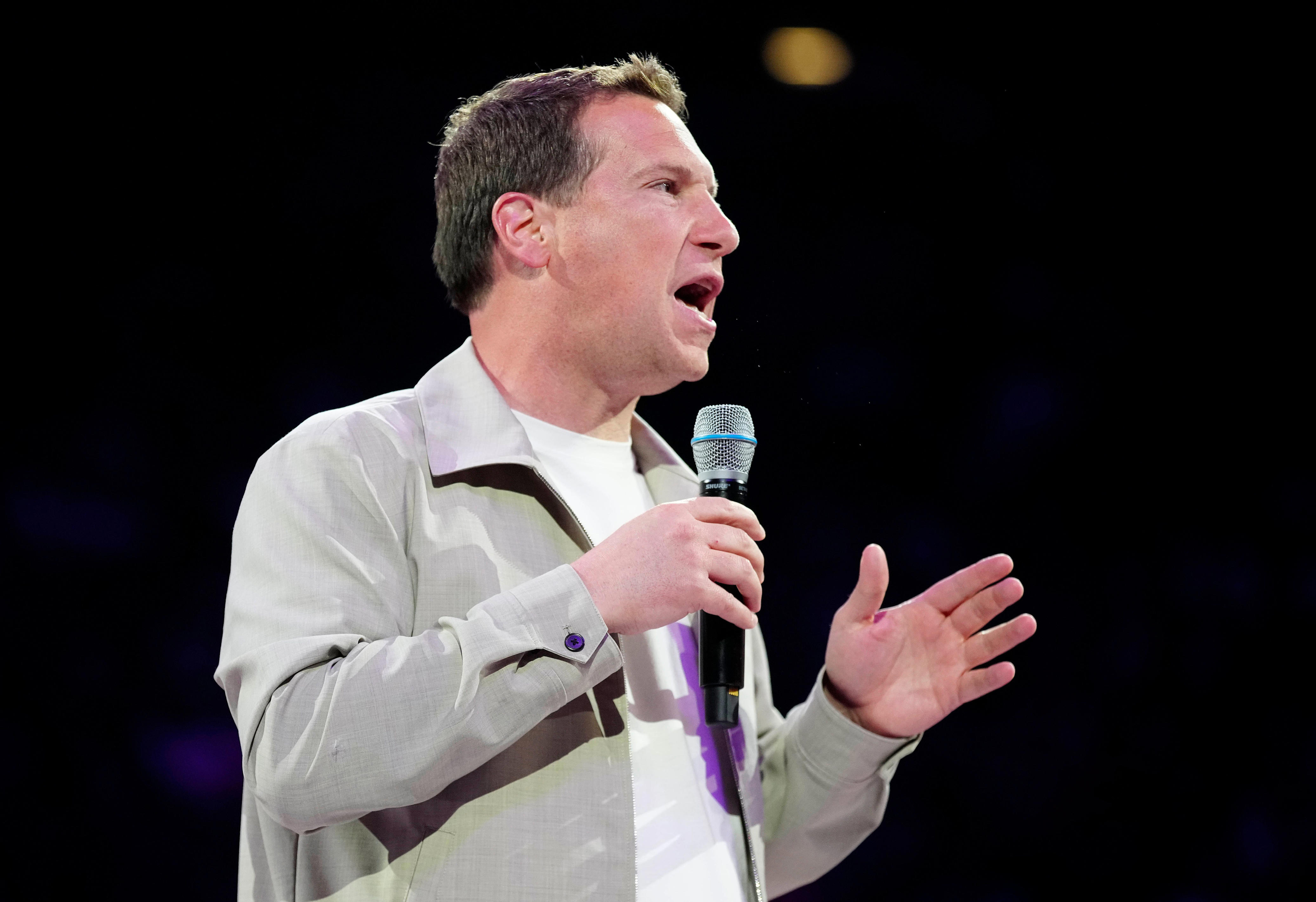 Phoenix Suns extend local TV deal to air games on Arizona's Family