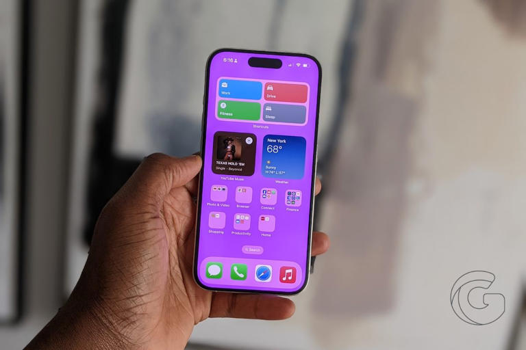 iPhone Users Are Waking Up to Random Apps on Their Phones—But Don’t ...