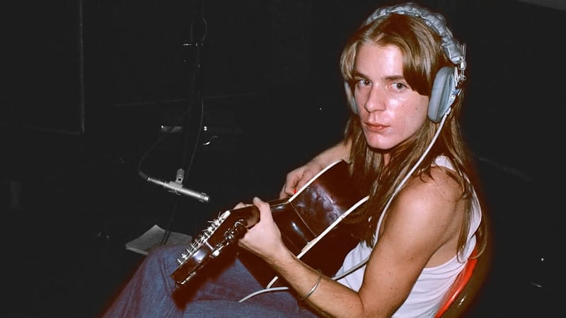22 of the Best Guitarists to Have Ever Lived