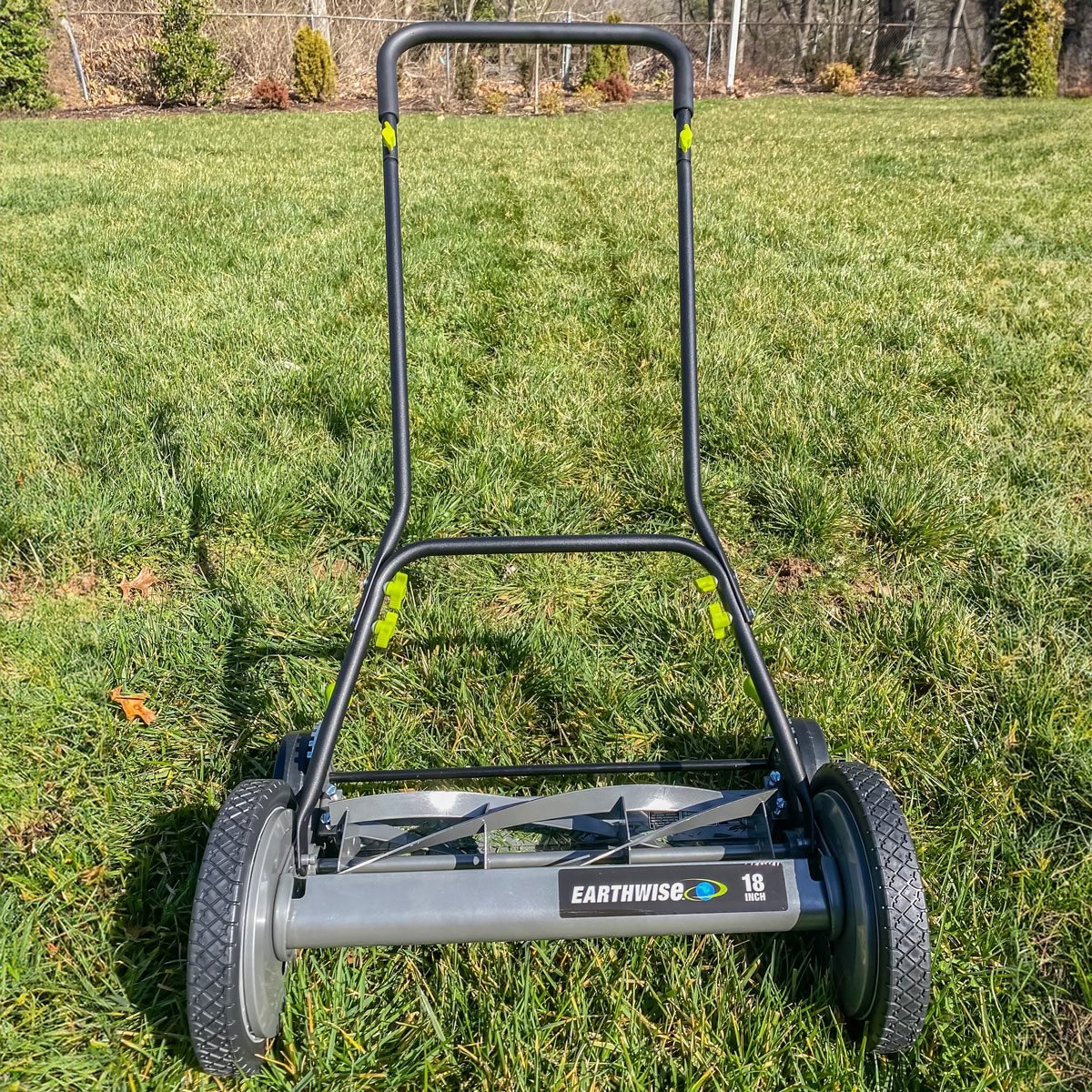 7 Best Lawn Mowers for Small Yards, According to a Lawn Expert