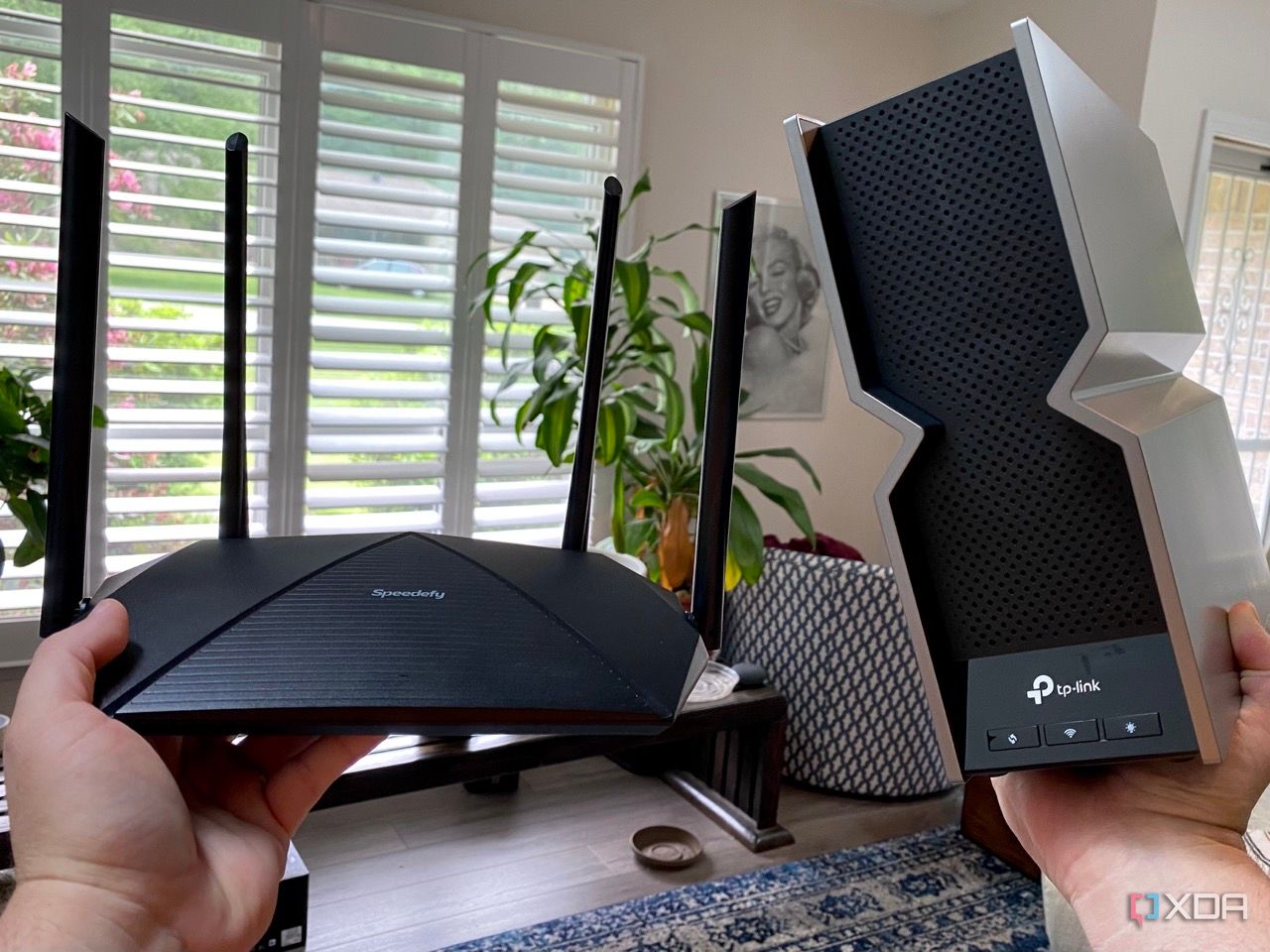 Why the antennae on your router matter, and the direction you should ...