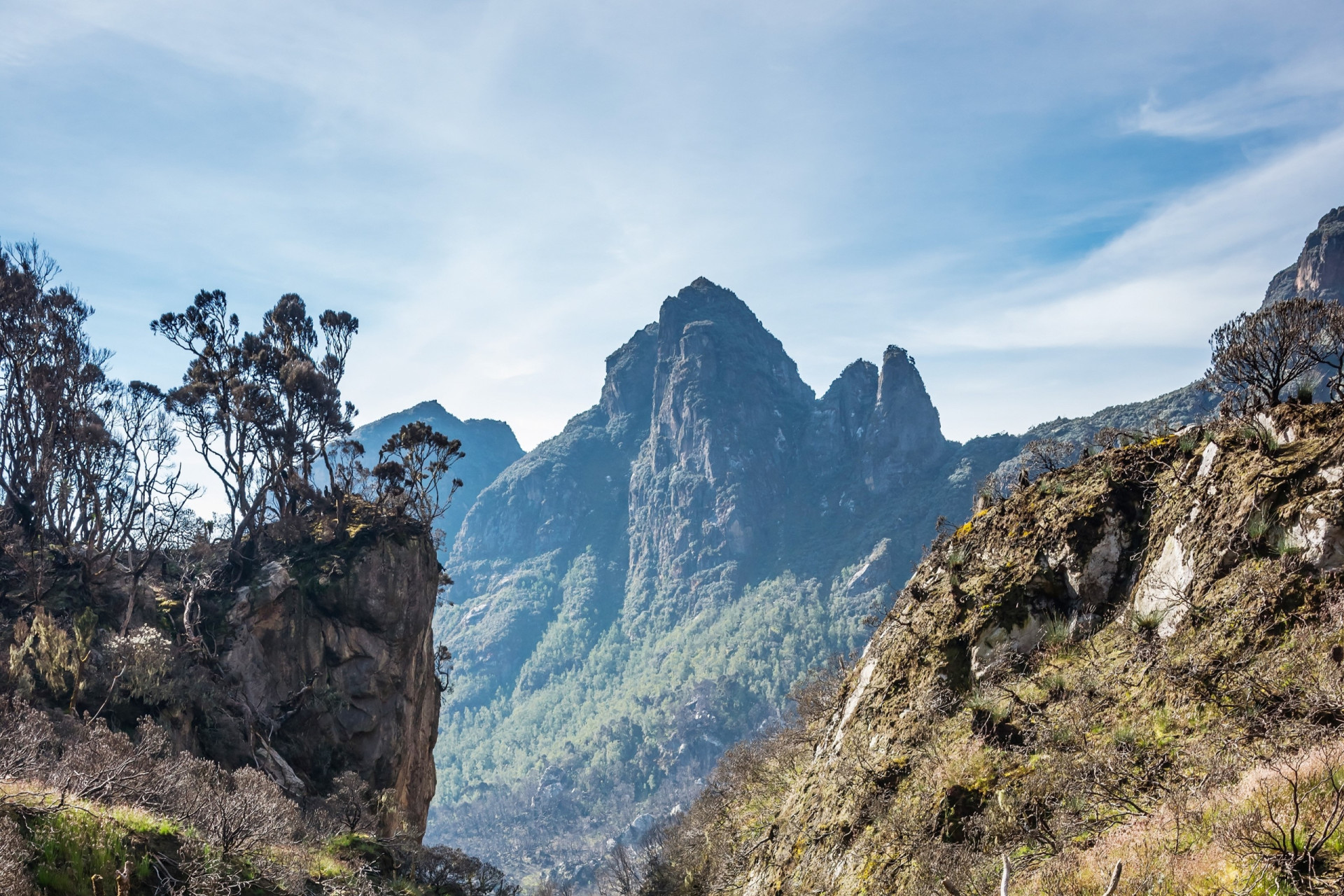 La grandeur de ces montagnes transcende les frontières internationales