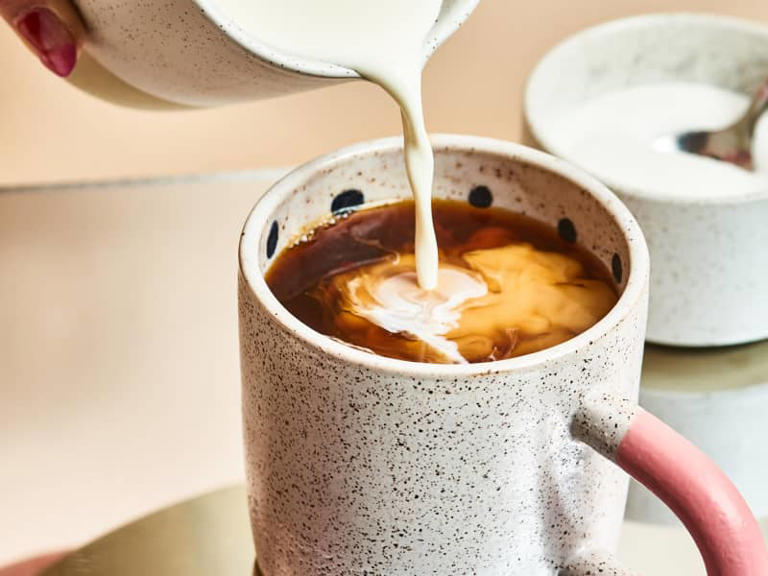 This smart kitchen gem makes sure your hot drinks stay, well, hot - no ...