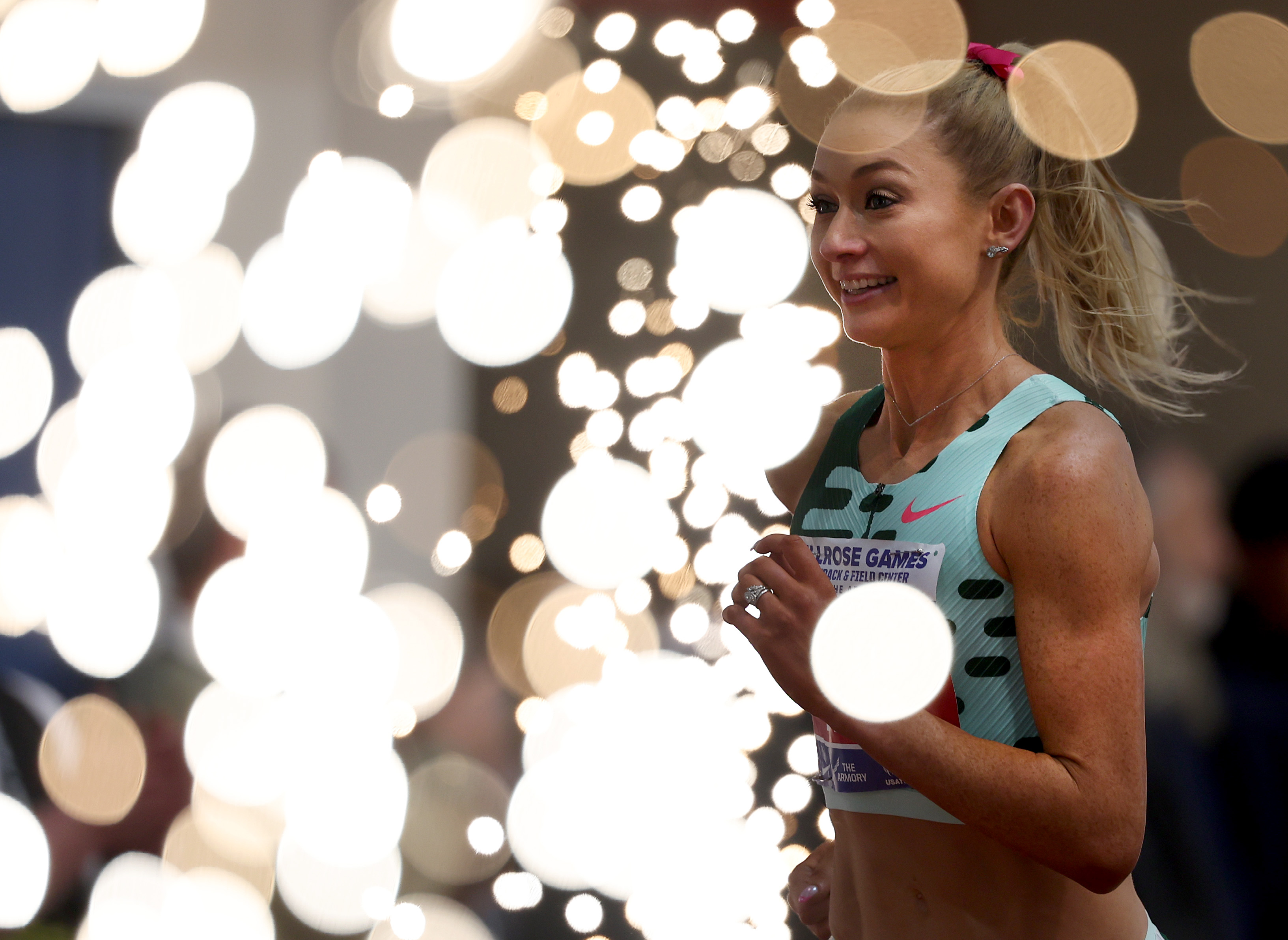 Australian runner Jessica Hull in images