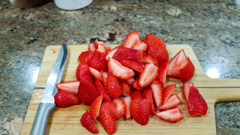 Fresh strawberries make this easy cobbler wonderful - strawberry cobbler