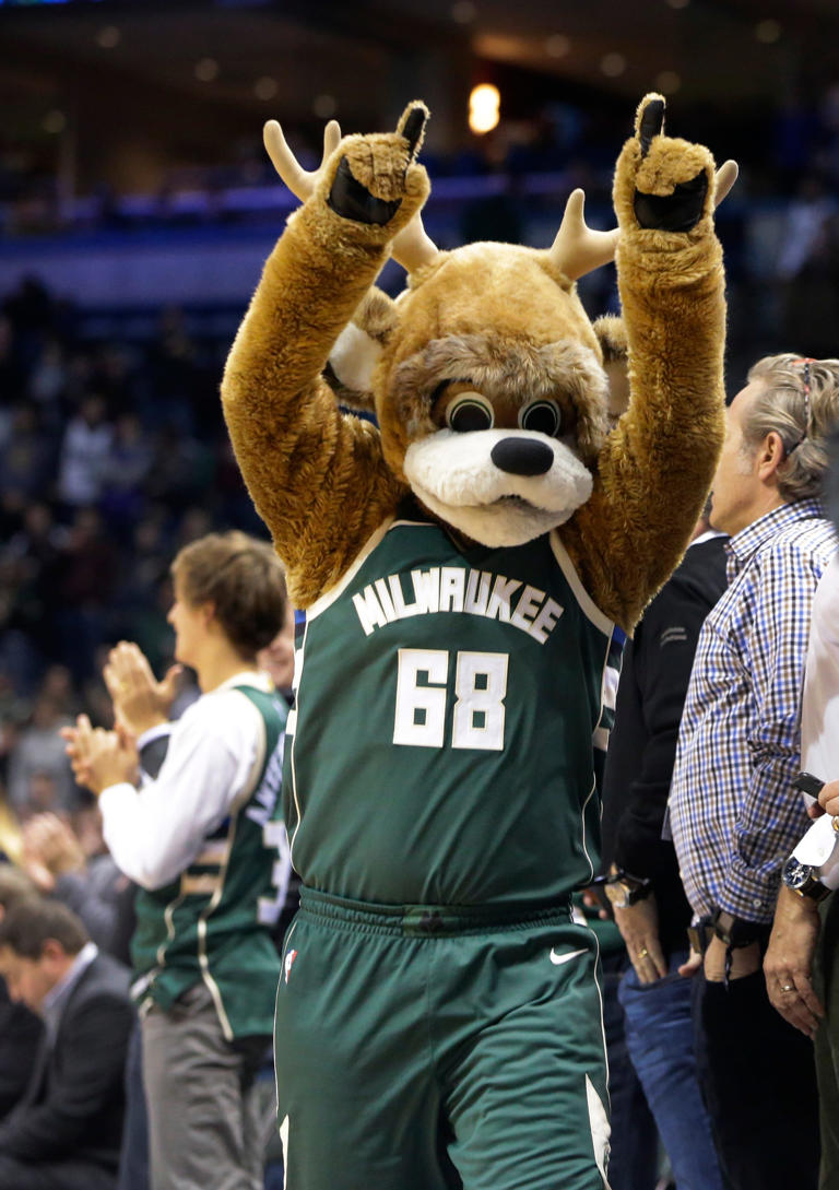 2025-2026 Milwaukee Bucks NBA schedule: Dates, times; TV channels