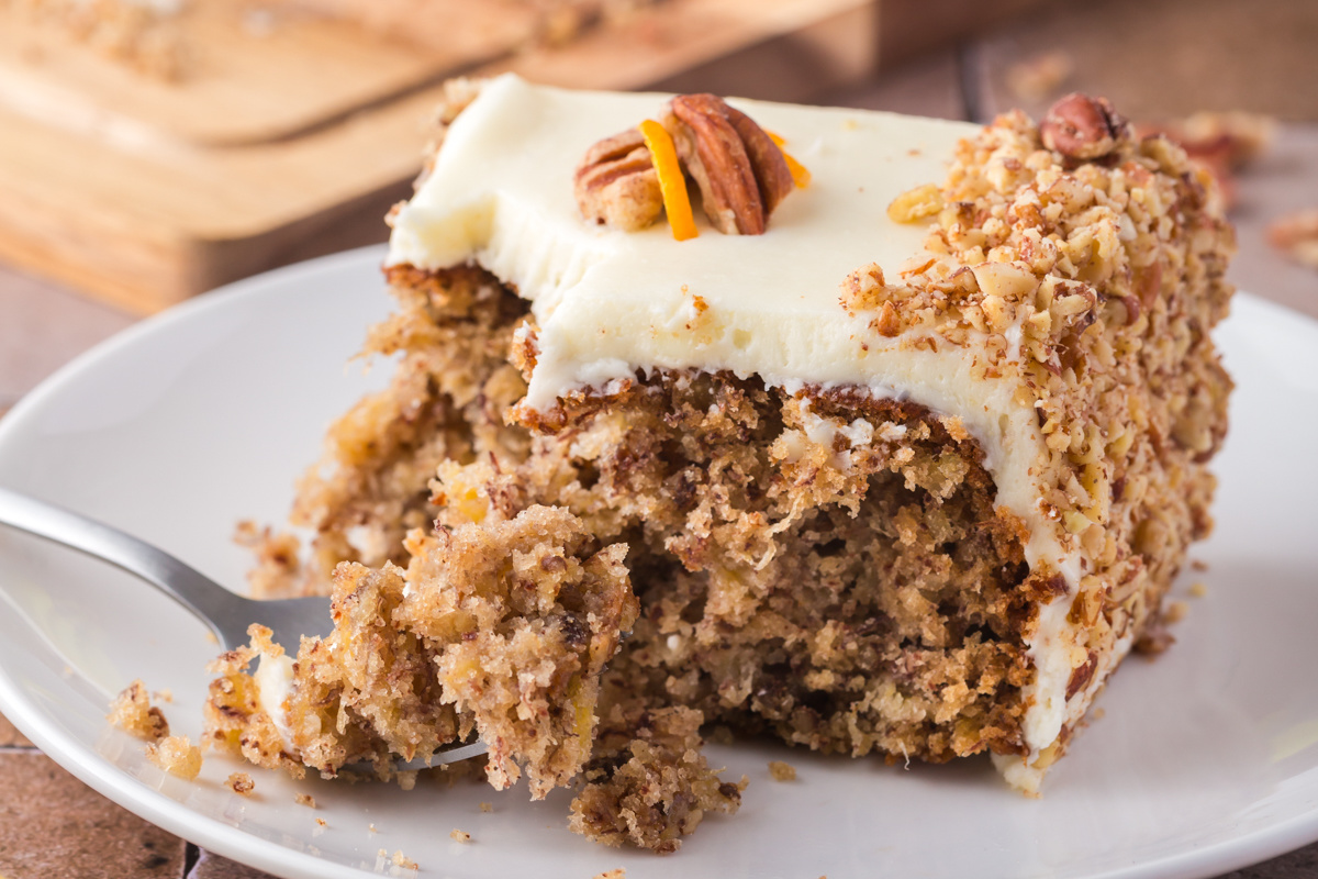 Grandma's 25 Favorite Cakes You Can't Miss