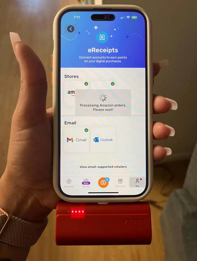 31 Things To Put In Your Bag To Make Those Long “Welp, I’m Not Going To ...