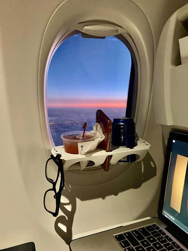 33 Products That’ll Make People Go “Oh, So You’re A *Pro* Traveler”