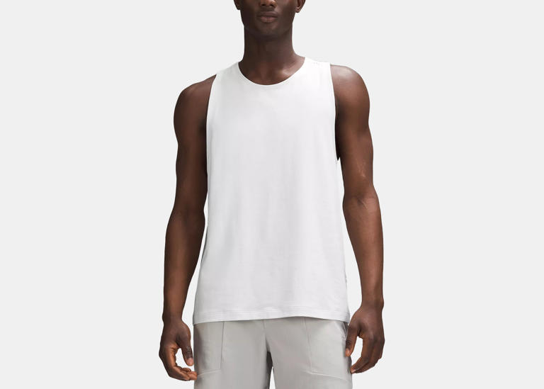 A Summer Capsule Wardrobe Will Simplify Your Packing Process