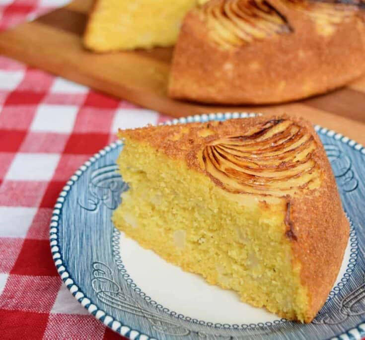 What to Serve with Chili- 46 Best Side Dishes