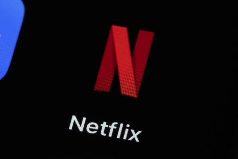 Netflix Looking to Take NFL’s Sunday Afternoon Games from Fox and CBS ...