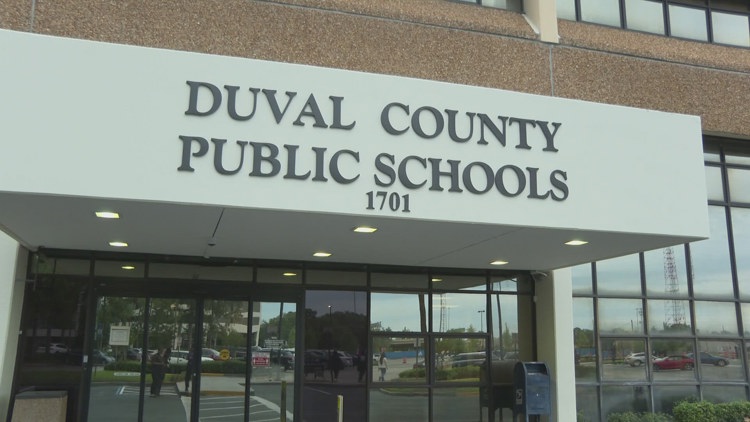 Ex-Duval teachers union head making $250K a year indicted on federal ...