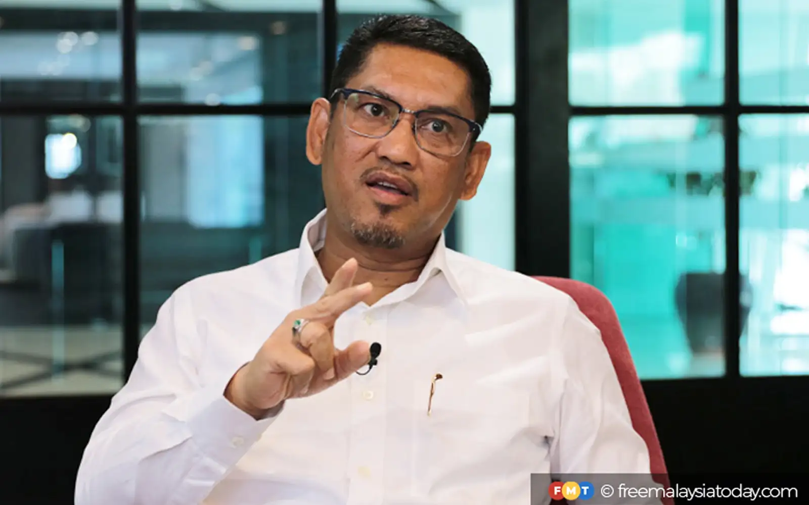 Peja denies Perak Bersatu discord after seat-swapping request