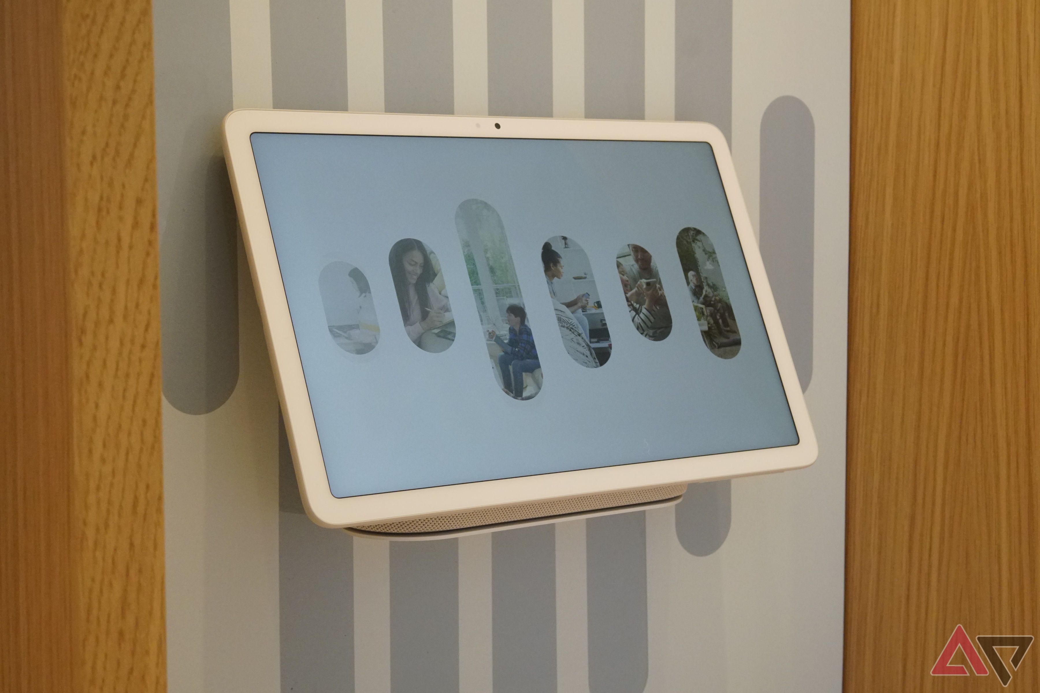 Google should follow the iPad Air's lead and offer the Pixel Tablet 2 ...