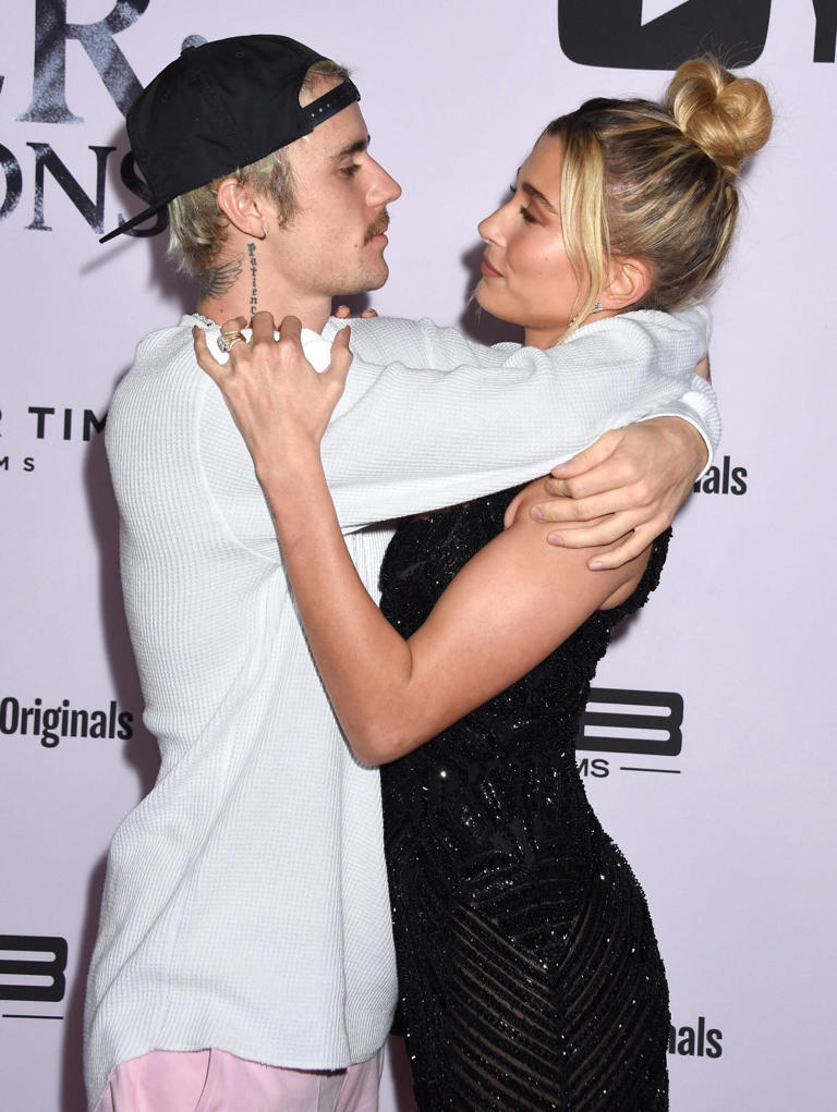Hailey Bieber's Friends Reportedly 'Concerned' She Might 'Bail' Husband ...