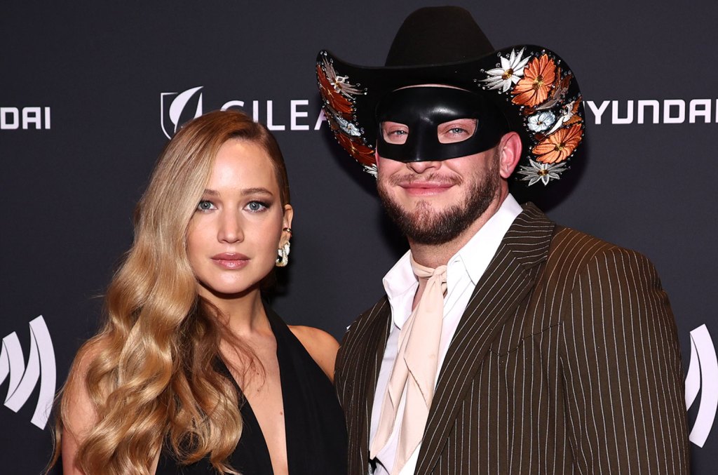 Jennifer Lawrence Toasts Orville Peck (And Roasts Mike Pence) at Fiery ...