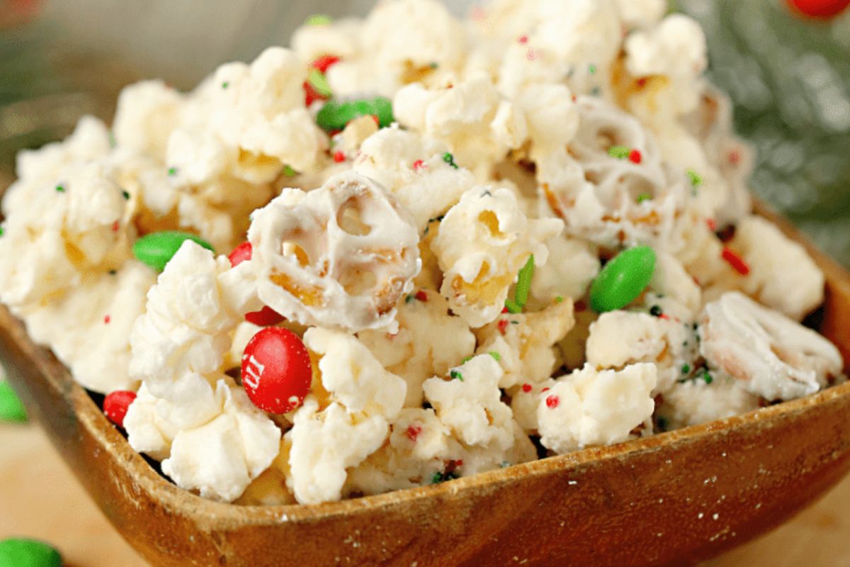 23 Colorful, Delicious Desserts with M&Ms You'll Keep