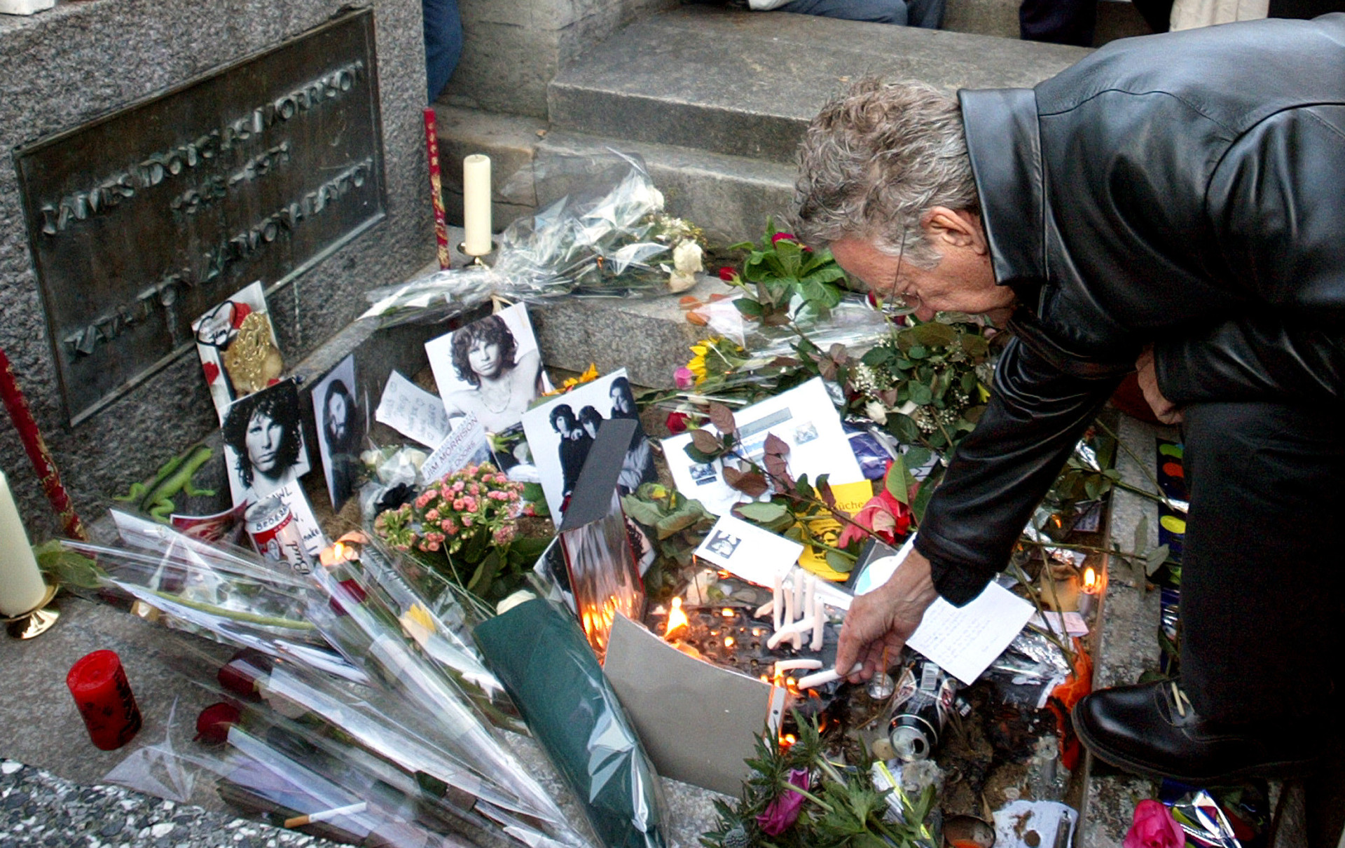 Spectacular gravesites of famous people