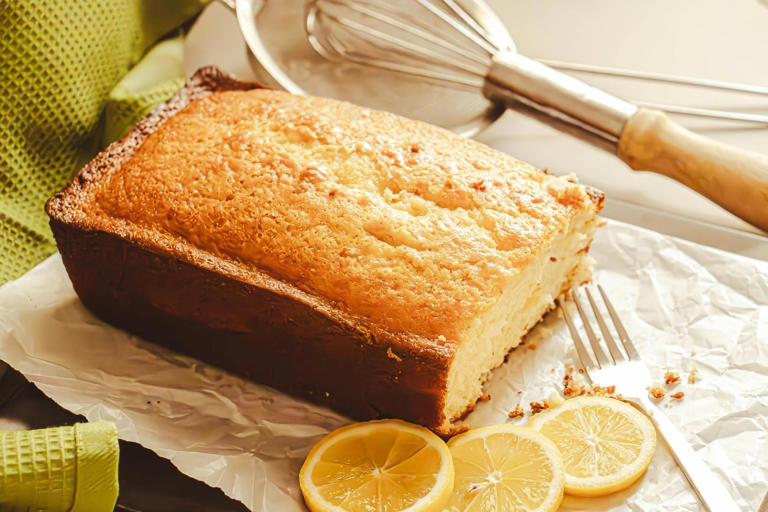 Cómo hacer un budín de limón súper húmedo: el truco con aceite para que ...