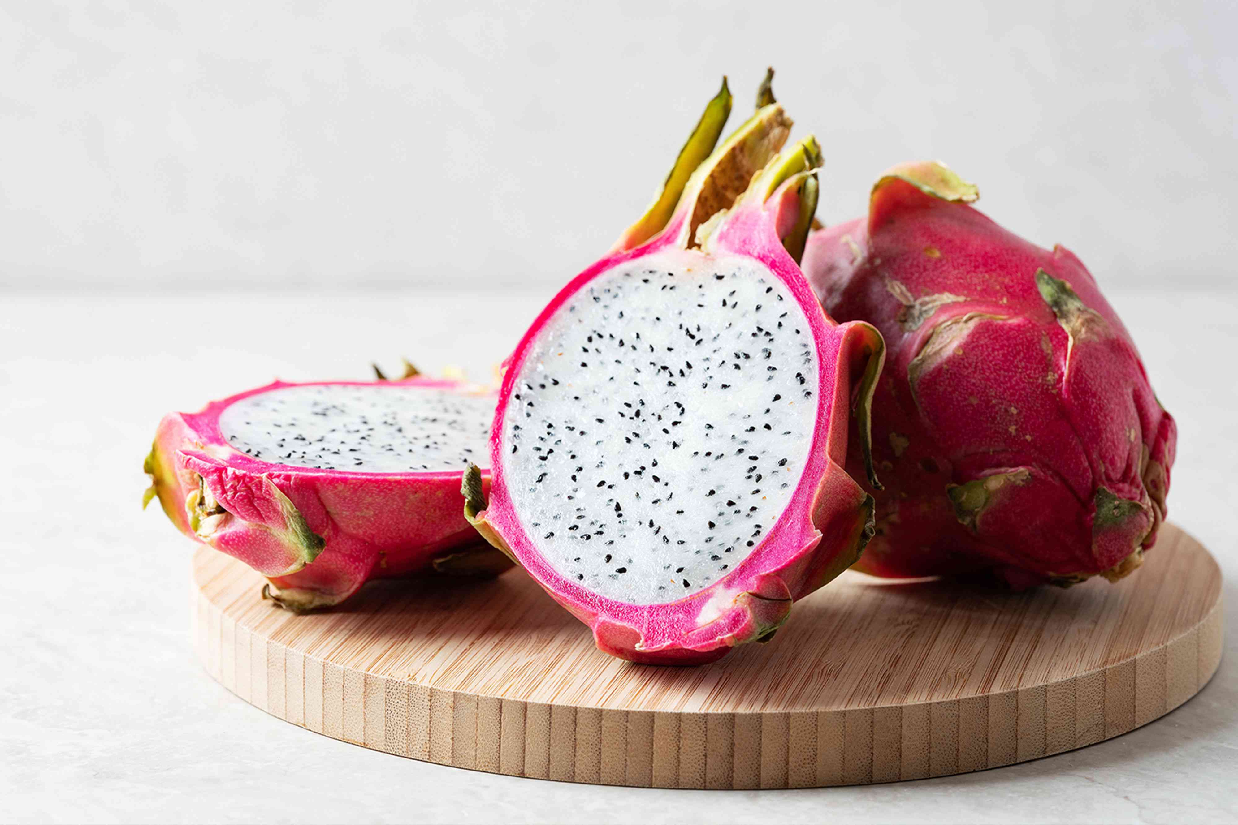 How to eat dragon fruit the right way