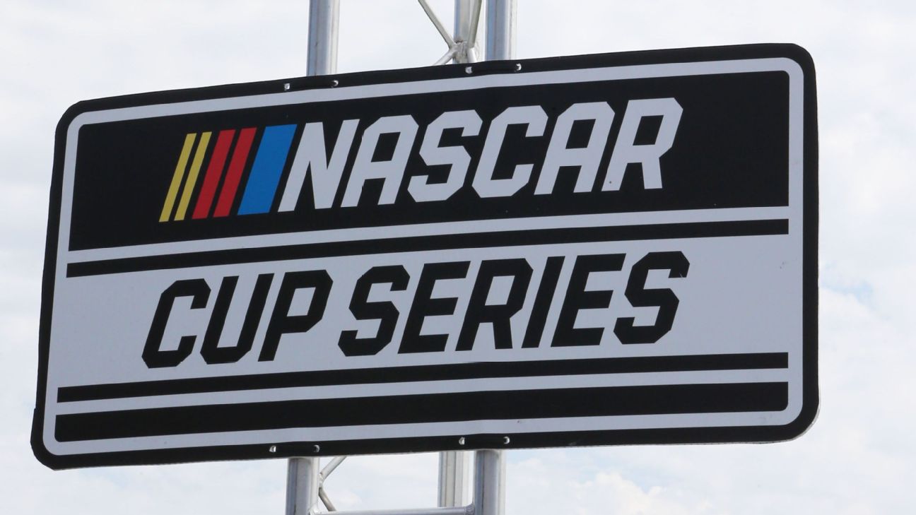 NASCAR restores 10-race 'Chase' championship format
