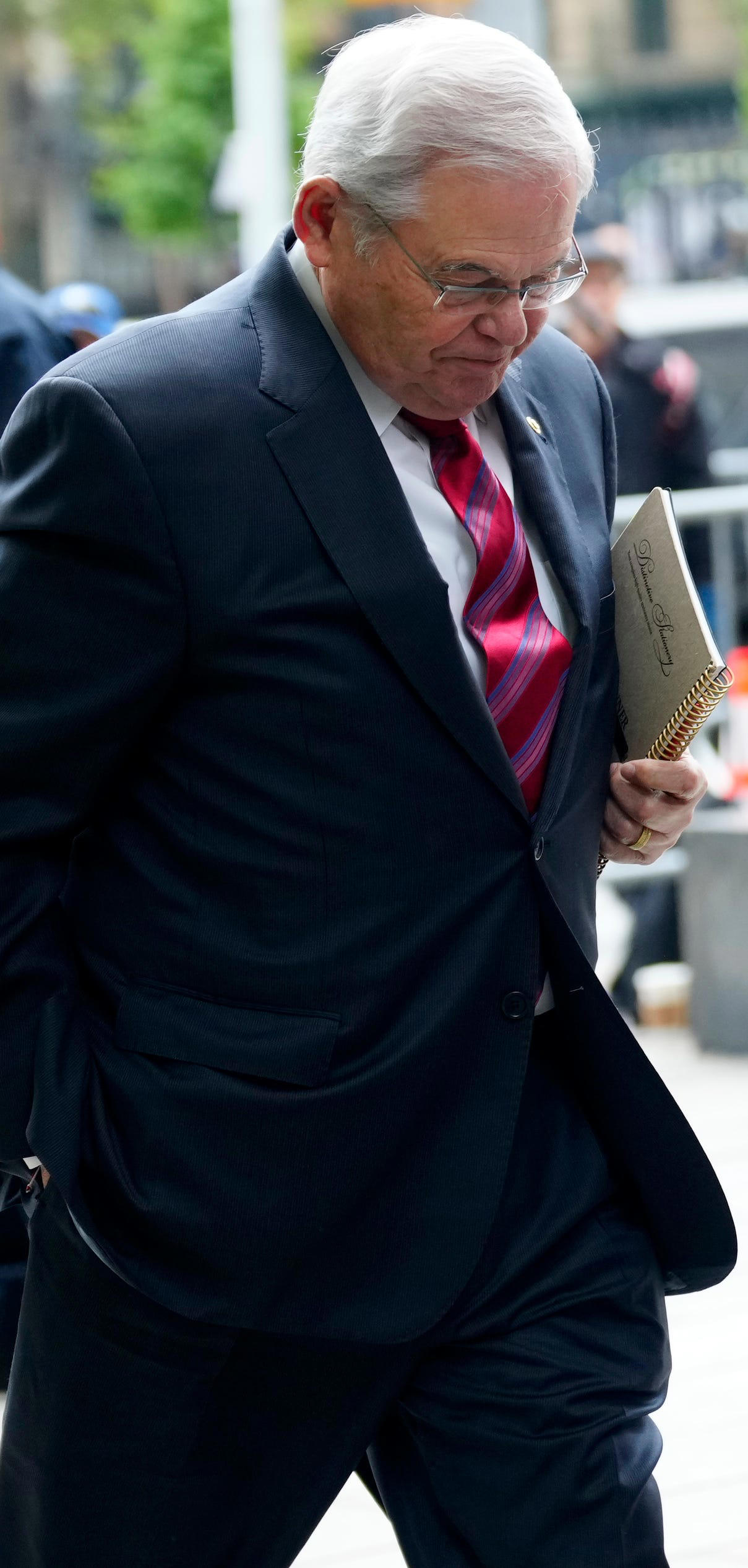 Sen. Bob Menendez’s defense attorneys offer ordinary explanations for ... Sen. Bob Menendez’s defense attorneys offer ordinary explanations for ...