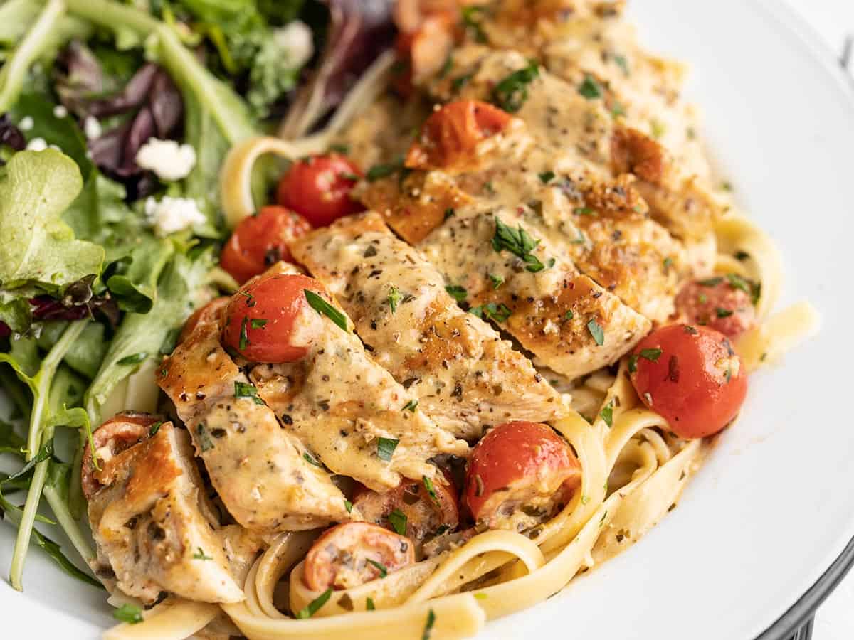 Chicken Made Simple: 20 Recipes for Fast and Tasty Meals