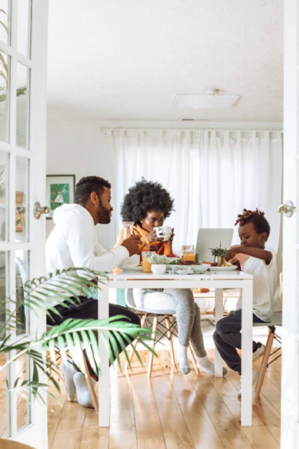 Creative tips for healthy eating that won't drain your wallet