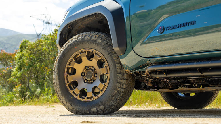 New 2025 Toyota 4Runner vs. Old Toyota 4Runner: All the Changes Side-by ...