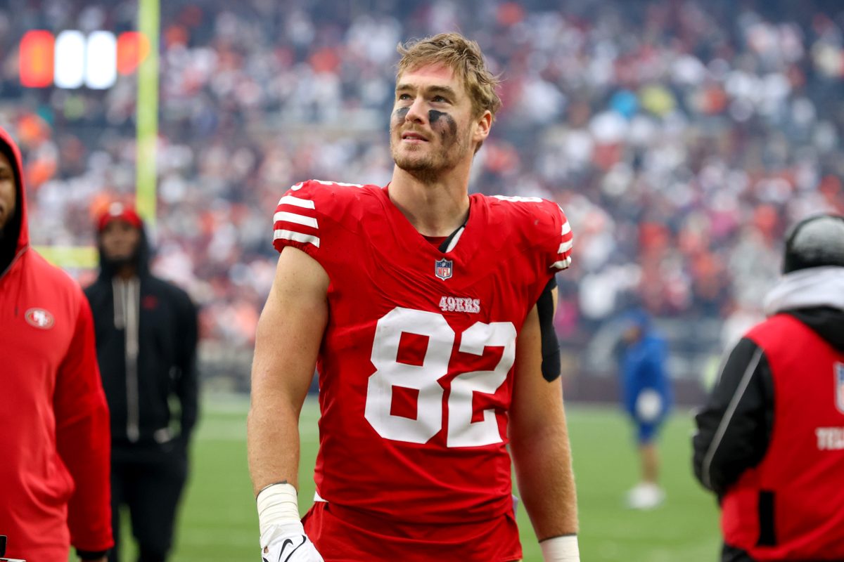 49ers sign defensive end Shakel Brown, release veteran tight end Ross ...