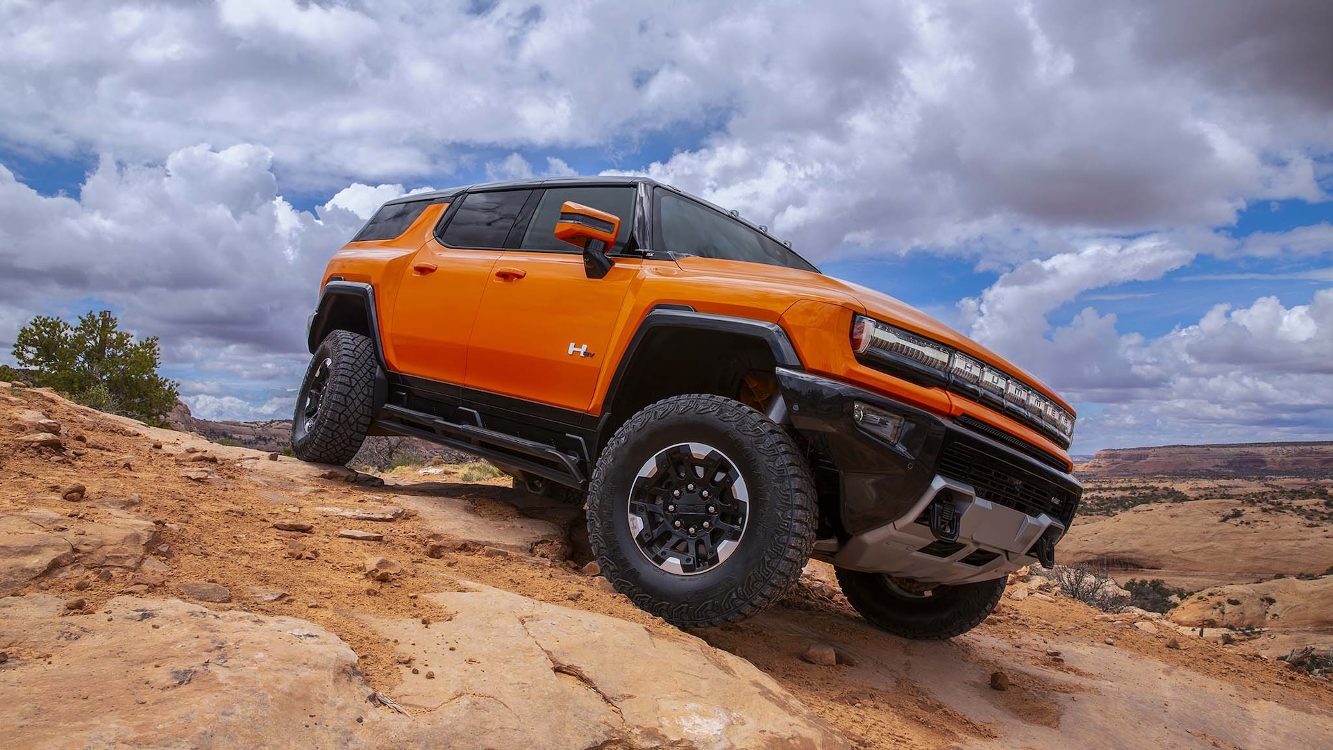 2024 GMC Hummer EV SUV First Off-Road Drive: GM’s Off-Road GOAT?