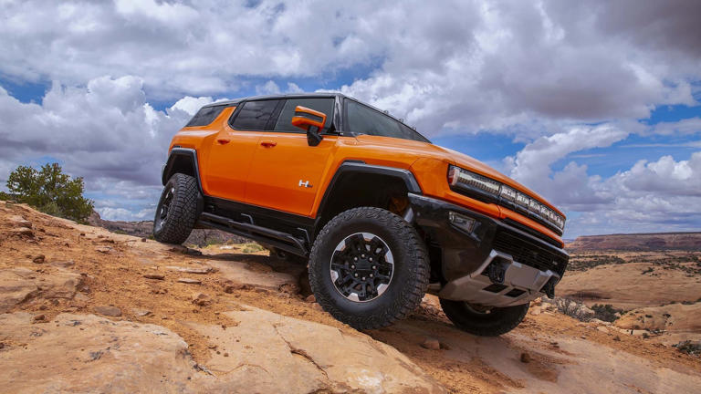 2024 GMC Hummer EV SUV First Off-Road Drive: GM’s Off-Road GOAT?