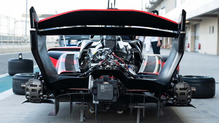 Man Beat Machine in the First Human/Autonomous Car Race—But for How ...