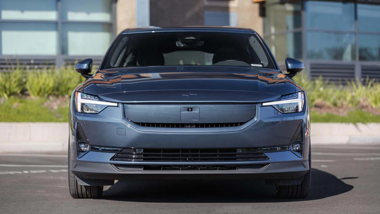 How the Polestar 2 Electric Sedan/Hatch Makes City Life a Breeze