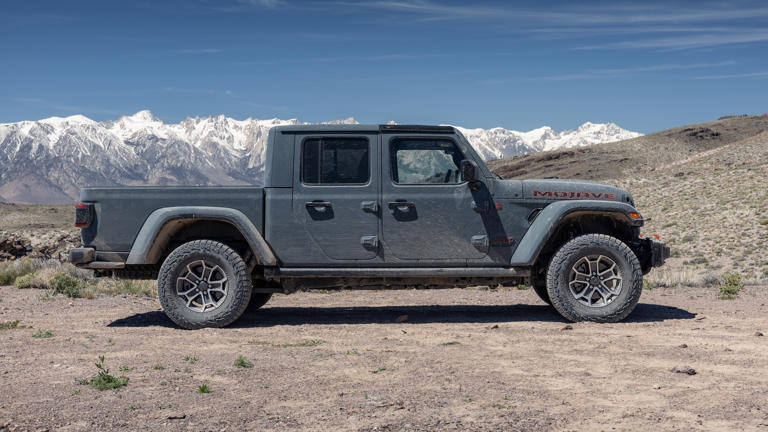 2024 Jeep Gladiator Mojave X First Test: Jeep’s Best Fast Weapon For ...