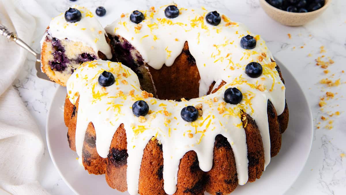 28 Easy Bundt Cake Recipes to Wow Your Friends and Family