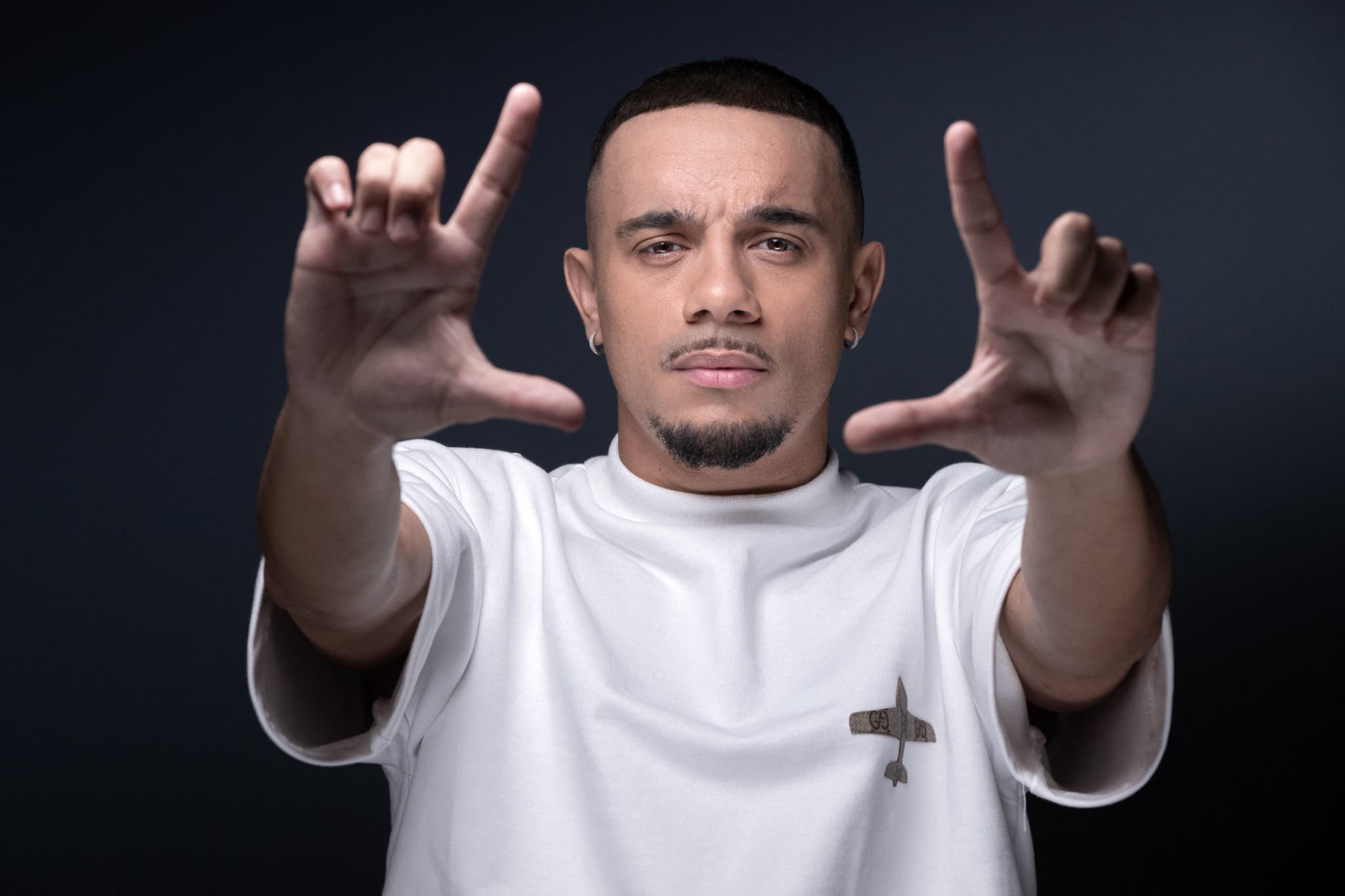 Mister V dévoile la bande-annonce explosive (et très drôle) du film "McWalter" sur Prime Video