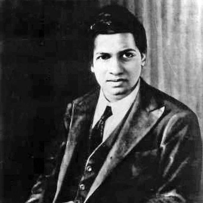 50 People with the Highest IQs in the World